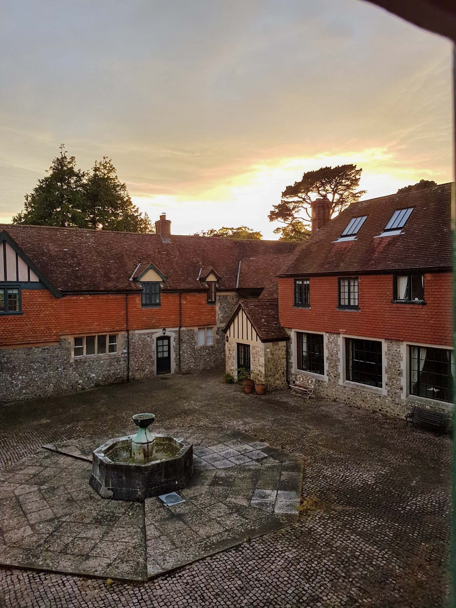 Gallery & Video Walkthrough - Accommodation Rousdon, Devon